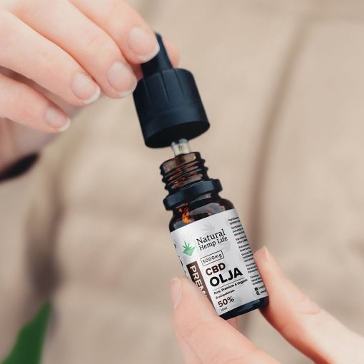 CBD Olja 50 % (5000 mg) – Köp Världens starkaste CBD Olja